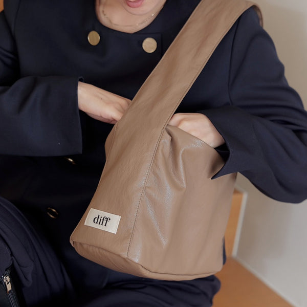 Middle Bag Soft - 2 Colors